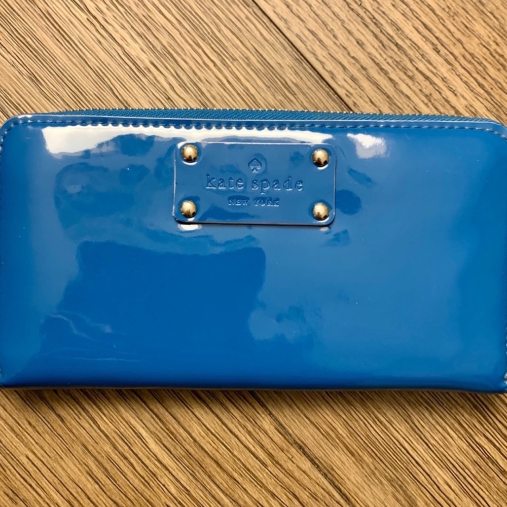 Gorgeous Patent Kate Spade Wallet In Lovely Aqua Blue - Gem